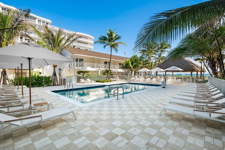 View Photos of Beachcomber Resort & Club